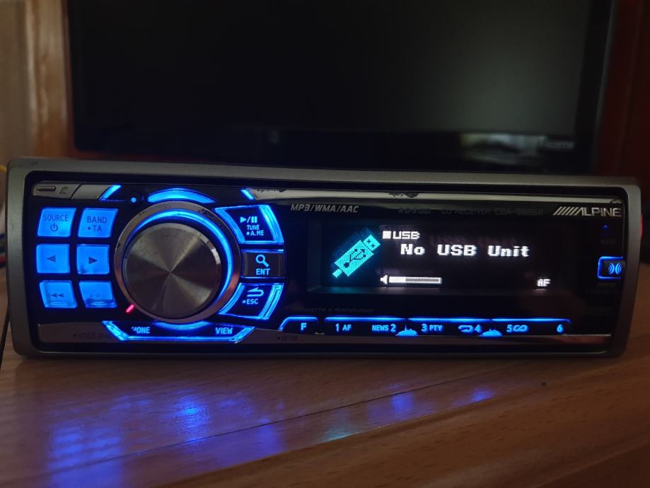 Alpine cda 9886r avtoradio