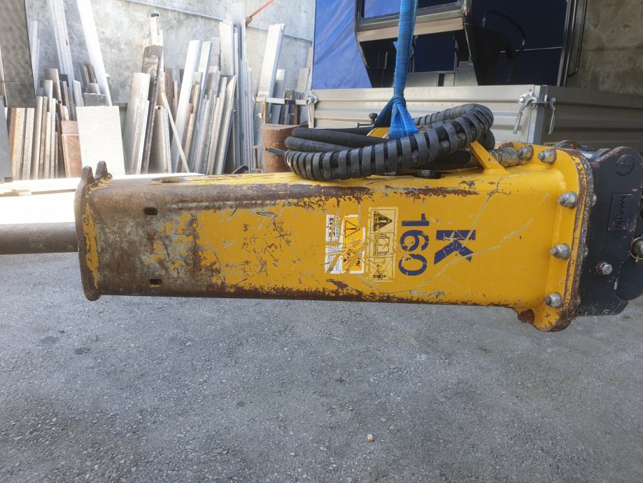 Kladivo atlas copco mini bager