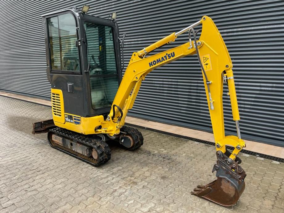 Komatsu PC 16 R-3HS mini bagri
