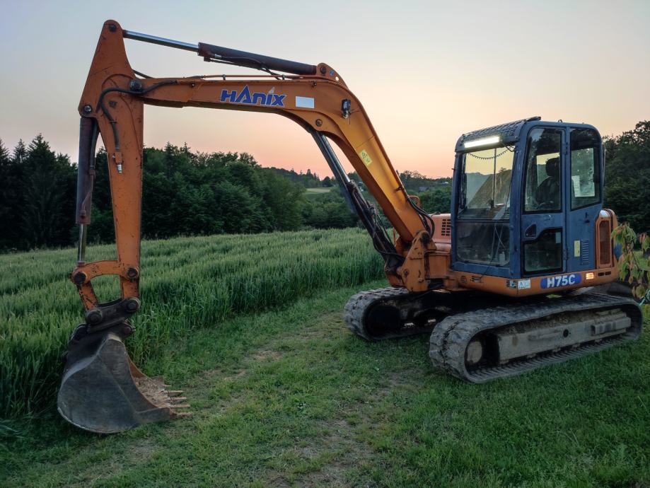 MINI BAGER HANIX H75C TEŽA 7500 KG 3 ŽLICE