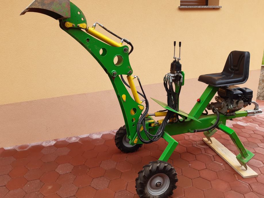 mini bager mini kopač mini rovokopač kopaček