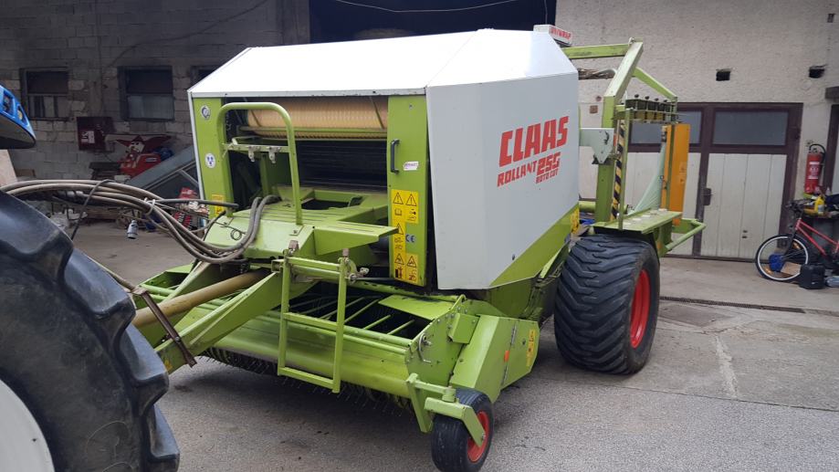 Balirka Claas Rollant 255