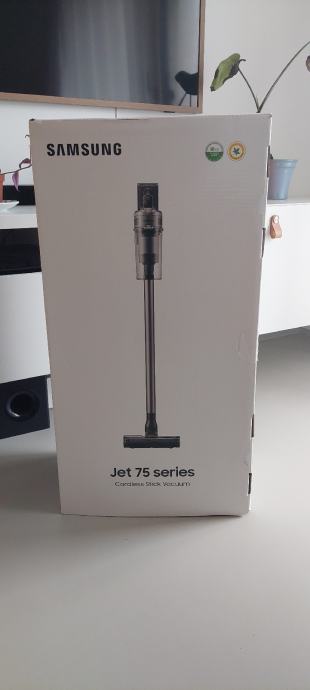 Samsung Jet 75 brezžični pokončni sesalec