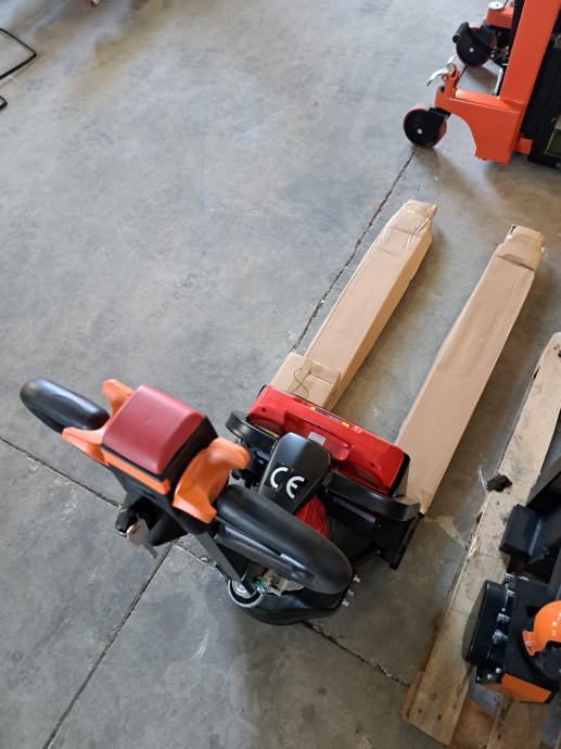 VIP LIFTER ELEKTRO PALETNI VILIČAR 1500 KG