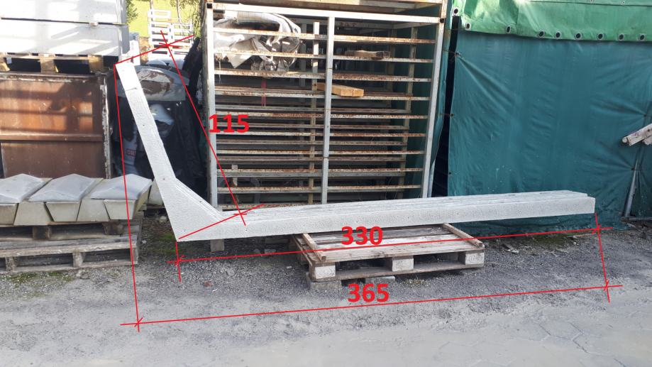 Betonski stebri z roko, za trto, kivi, 330 cm, 110 kg