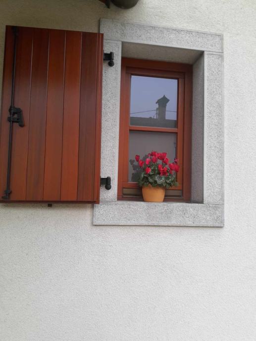 Okenski okvirji iz štokanega betona inf 041 832 326