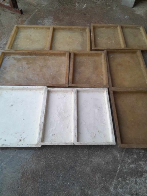 Prodam kalupe za izdelavo pohodnega umetnega kamna 041 832 326