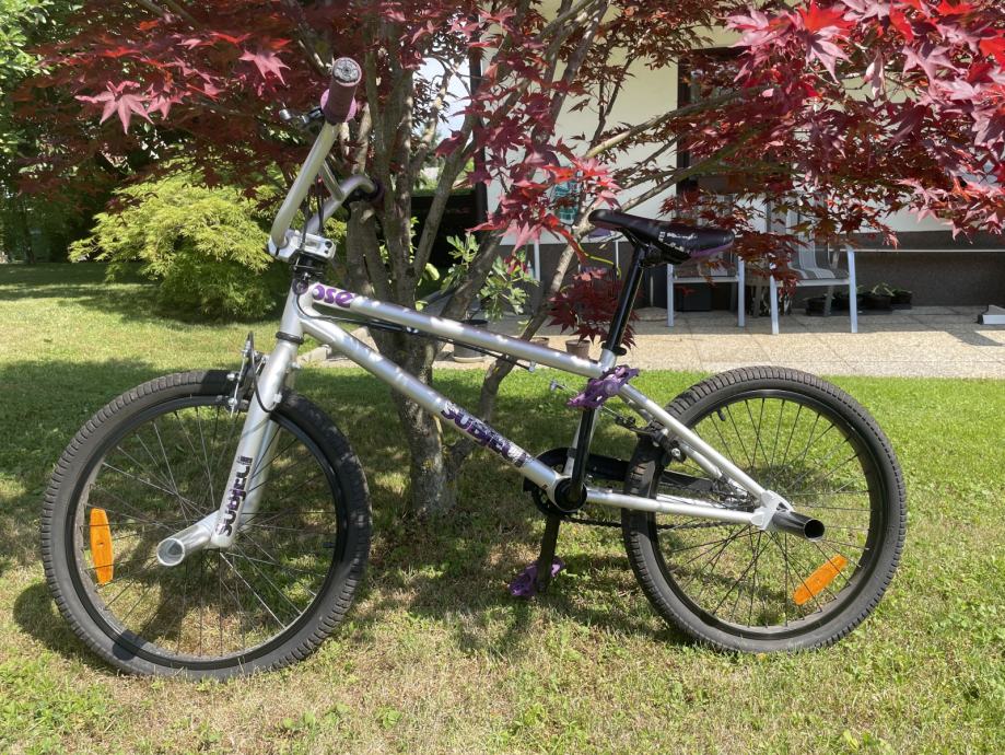 BMX Kolo Mongoose Subject