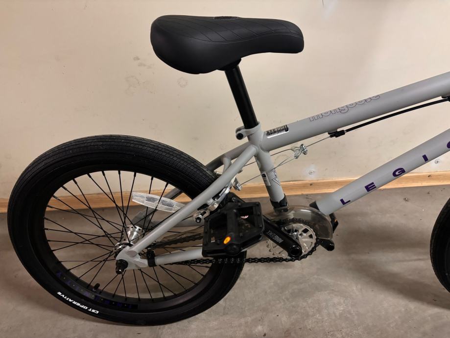 BMX Mongoose Legion L20