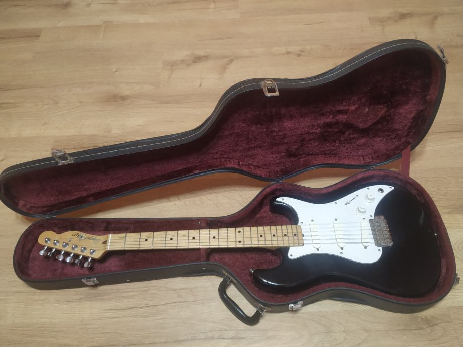 Električna kitara - Squier Bullet by Fender