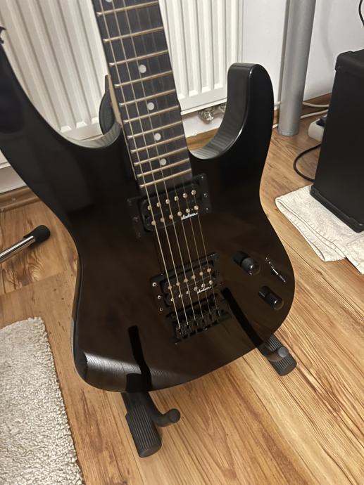 NOVO Jackson JS11 Dinky AH Gloss Black električna kitara