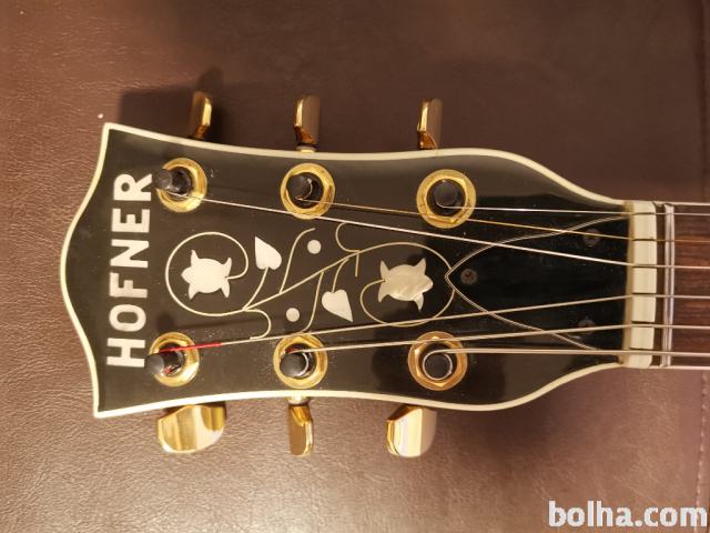 Kitara Hofner 477 s kovčkom