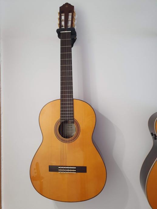 Klasična kitara Yamaha CG-TA