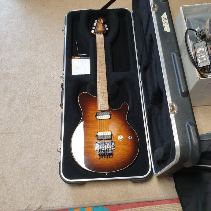 Music Man Axis 2004 (prs,,gibson,hamer,fender,marshall,vox..)