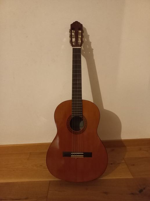 Otroška kitara YAMAHA CS40 3/4+kitarska torba FLIGHT