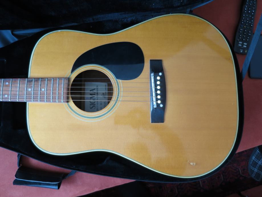 Japan: 3 Sigma Martin, Ibanez V280, PF150, Yamaha FG180, Morris B704,