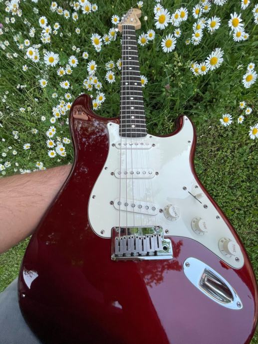 STRATOCASTER Fender American 2007 - CANDY COLA