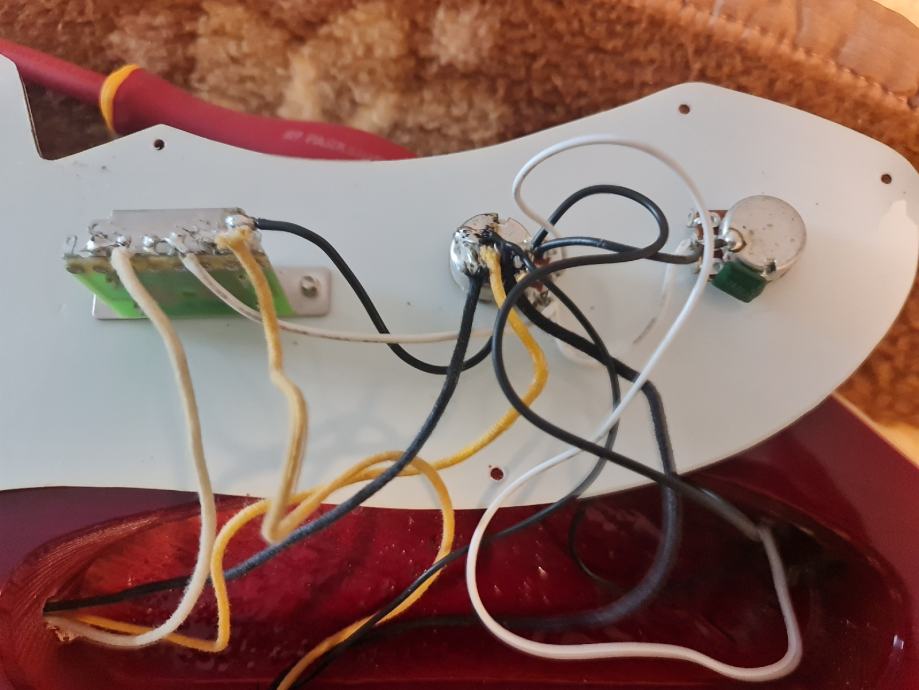 Telecaster Thinline, custom shop Fender magneti, vrat Fender NOVA CENA