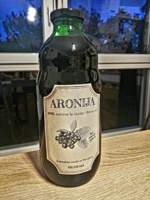 Domač sok ARONIJA
