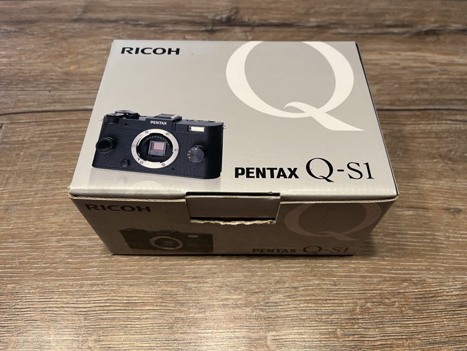Pentax Q-S1