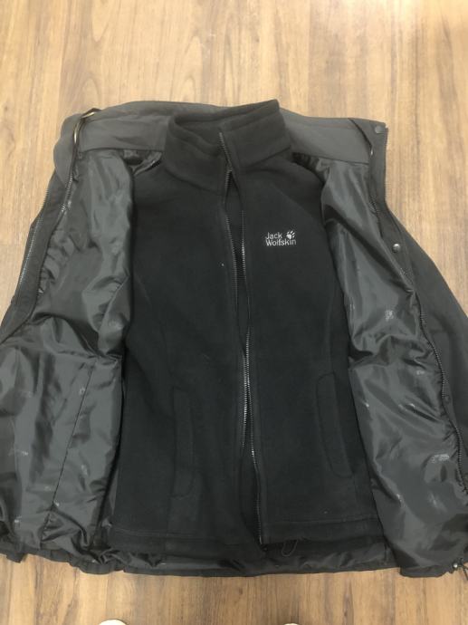 Bunda s snemljivim termoflisom znamke Jack Wolfskin