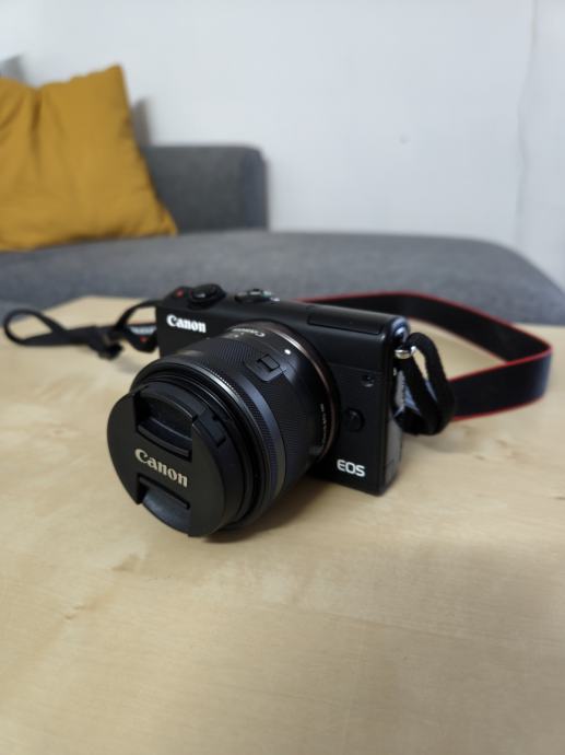 Canon EOS M100