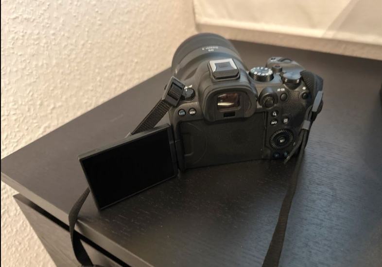 Canon EOS R6 Mark II