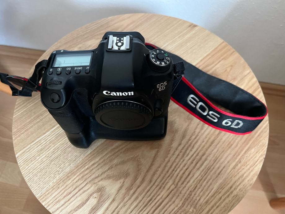 Canon EOS 6D + battery grip