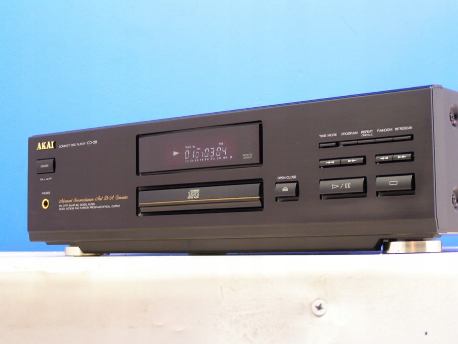 AKAI CD PREDVAJALNIK, made in Japan- rezerviran