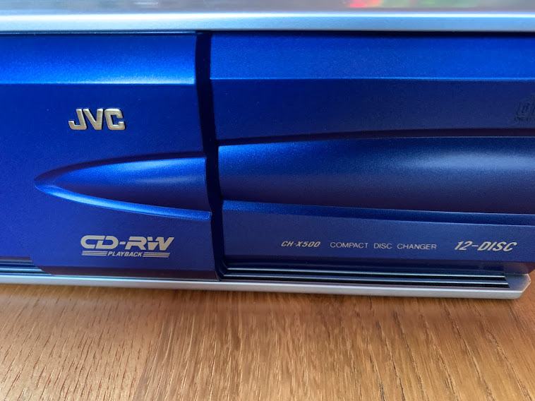 CD izmenjevalnik JVC CH - X 500 + kabel 6m.