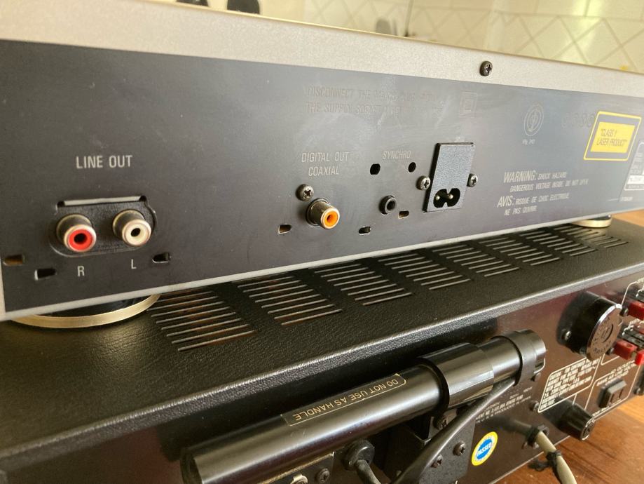 Denon DCD 695 + daljinec