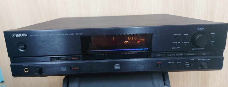 HI-END CD PLAYER YAMAHA CDR-HD1500 Z 250Gb HARD DISKOM