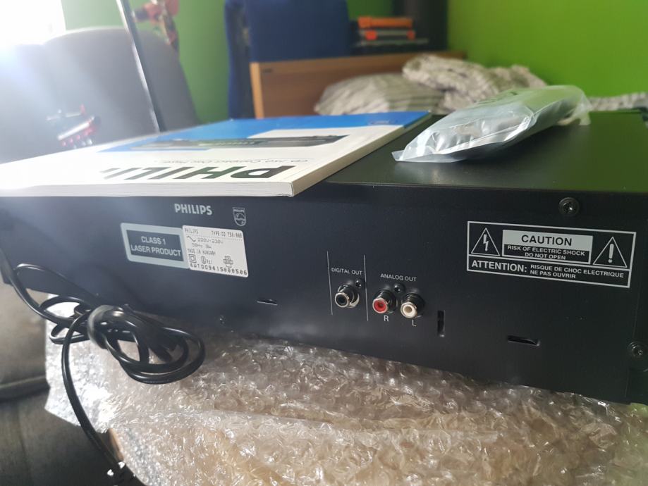 Philips CD 750 CD predvajalnik (samo preizkušen, kot nov)