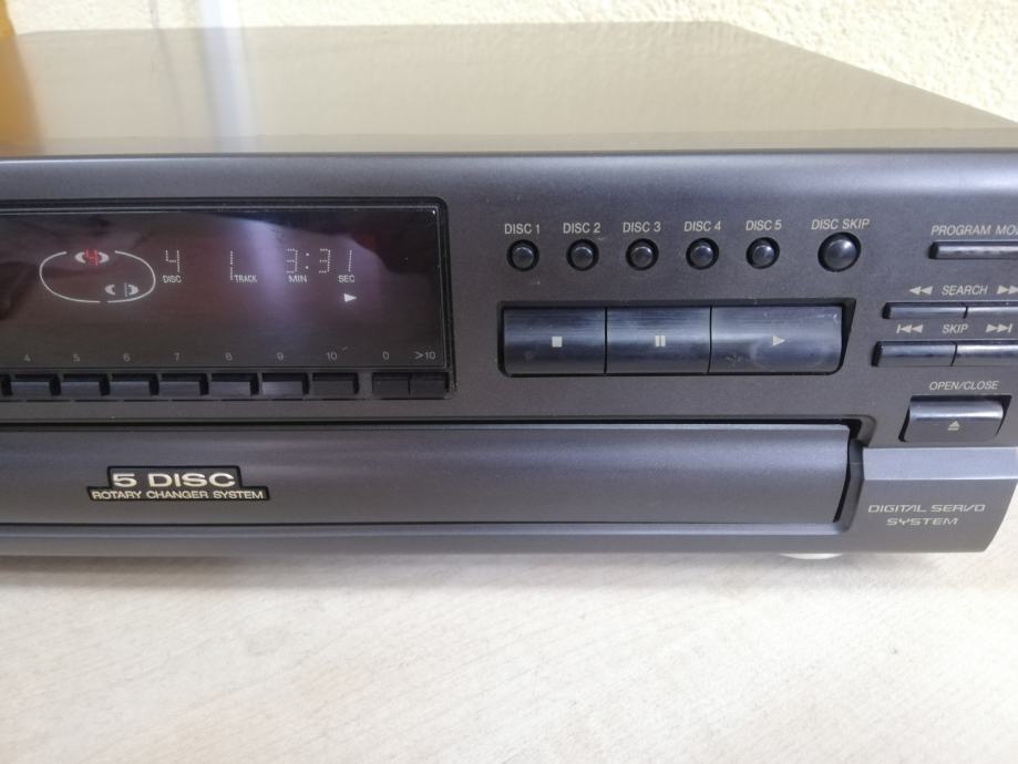 TECHNICS SL-PD888, 5 CD CHANGER PLAYER