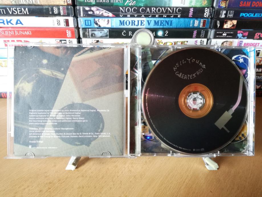 Neil Young-Greatest Hits CD + DVD Combo pack
