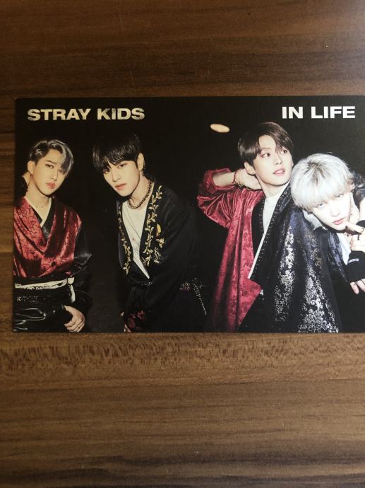 STRAY KIDS IN LIFE album (yellow)