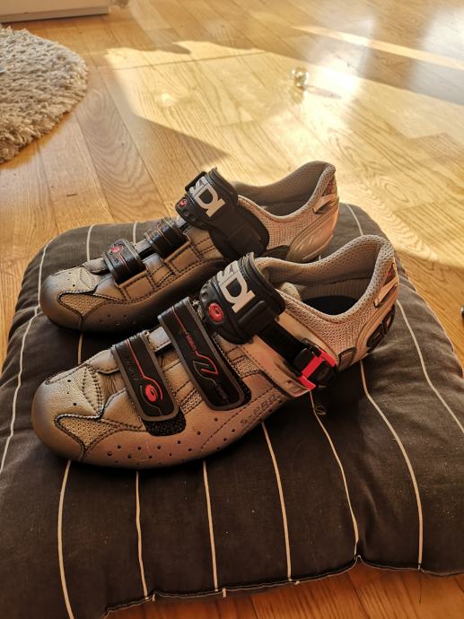 Kolesarski čevlji SIDI S-pro št. 43