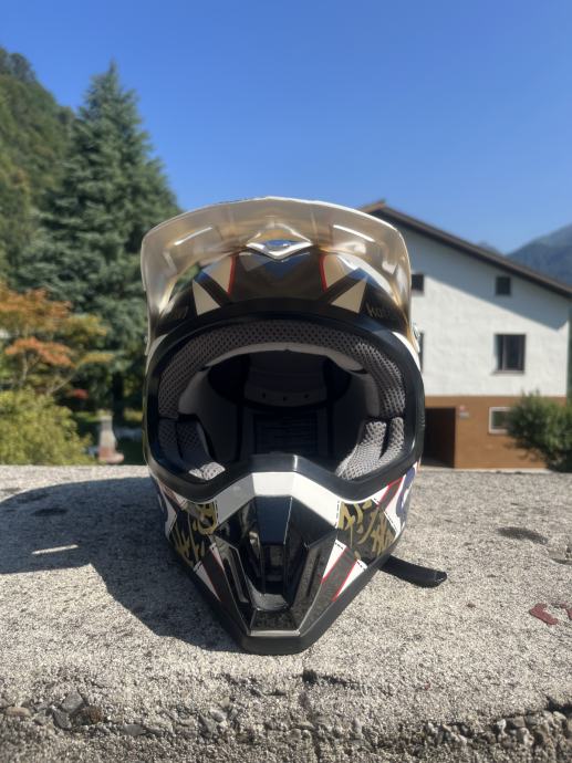 Čelada V311 Vcan helmet