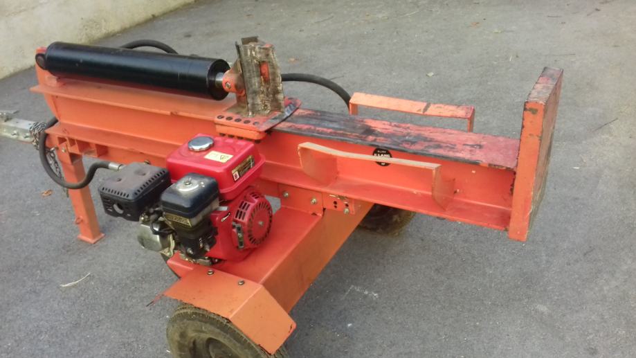 Cepilec drv z bencinskim motorjem 26ton