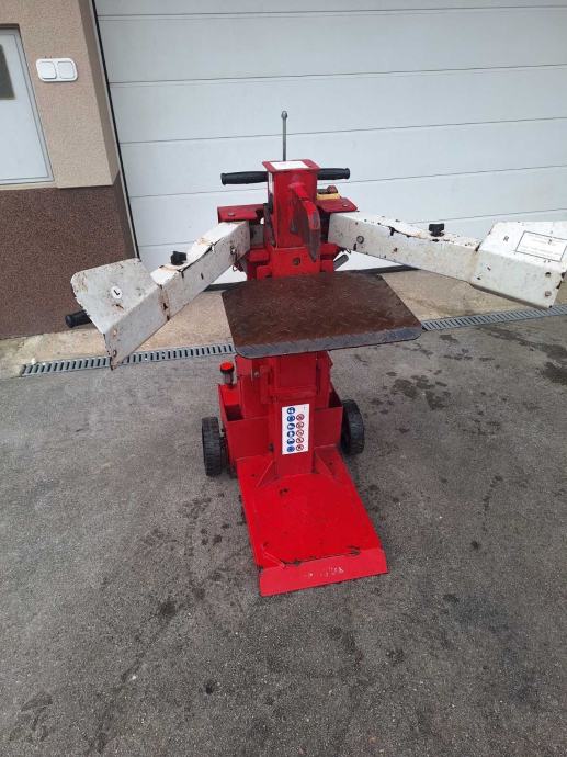 Električni cepilec drv - 8 ton