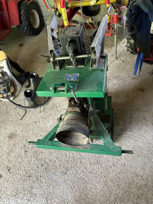 Pridam cepilec za drva