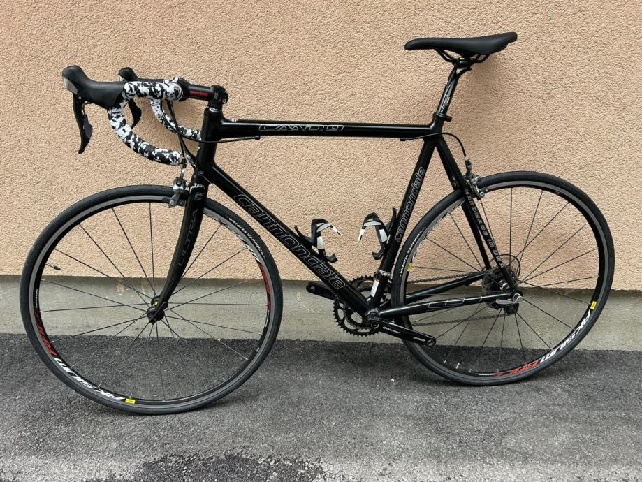 CANNONDALE CAAD 9, ULTRALAHEK ALU, KARBON VILICA,* KOMPLET SERVIS*