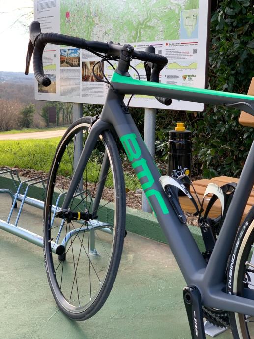 Cestno kolo BMC Teammachine slr 02 three