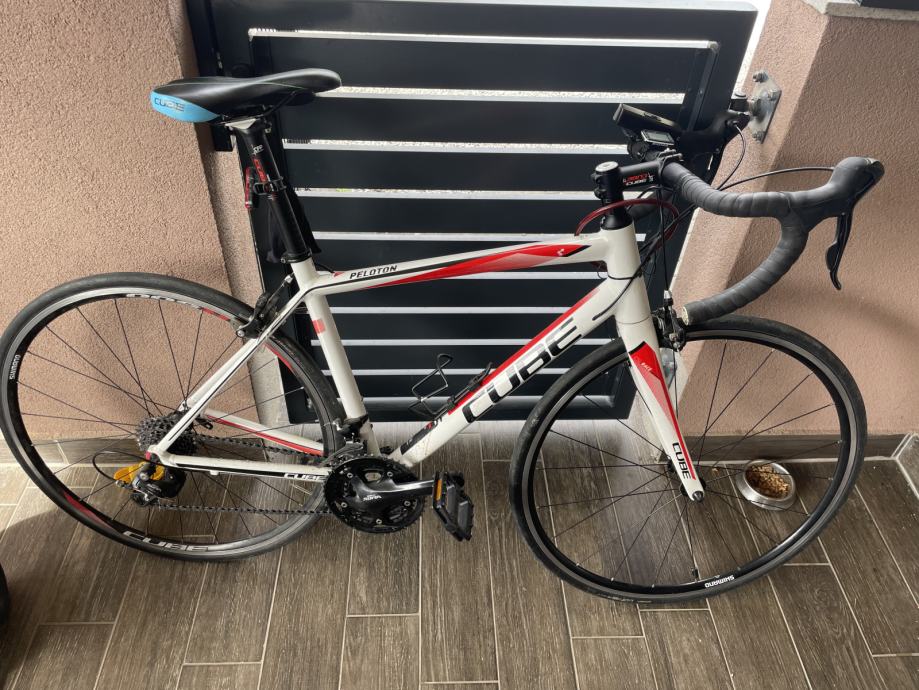Cestno kolo Cube Peloton pro