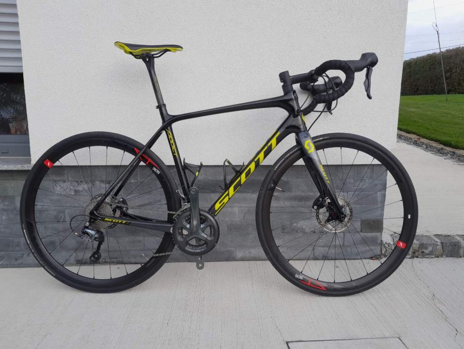 Cestno kolo Scott Addict disc 30