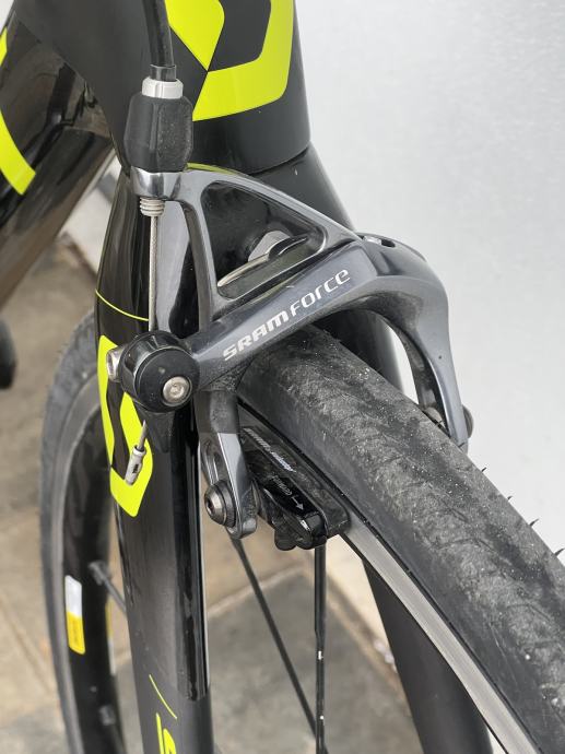 Cestno kolo Scott Addict RC Pro, Sram Force 22, M-54, kot novo