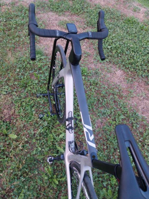 Cestno kolo scott foil rc
