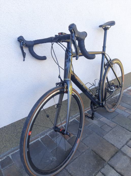 Cestno kolo Scott Speedster 10 (letnik 2020)