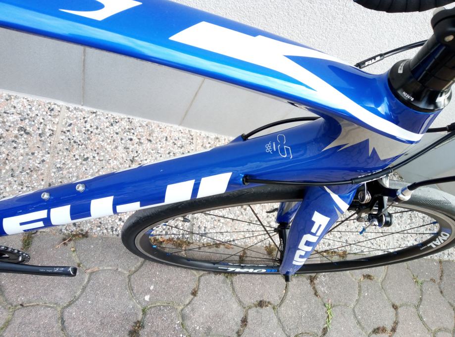 FUJI SST 2.1 Carbon > Shimano Ultegra 2x11 speed