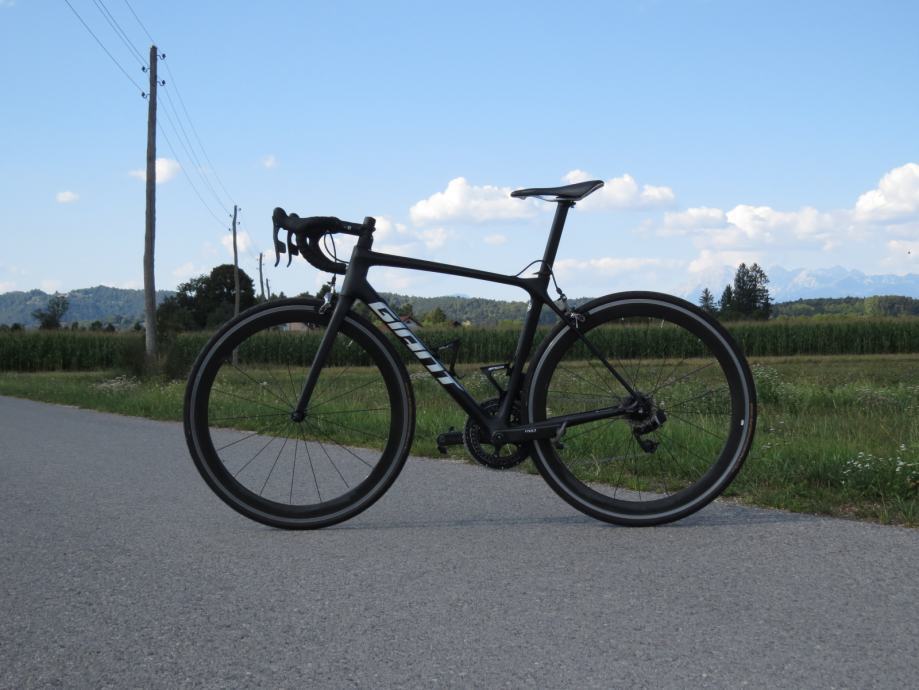 GIANT TCR Adv 1, Ultegra , karbonski obroči